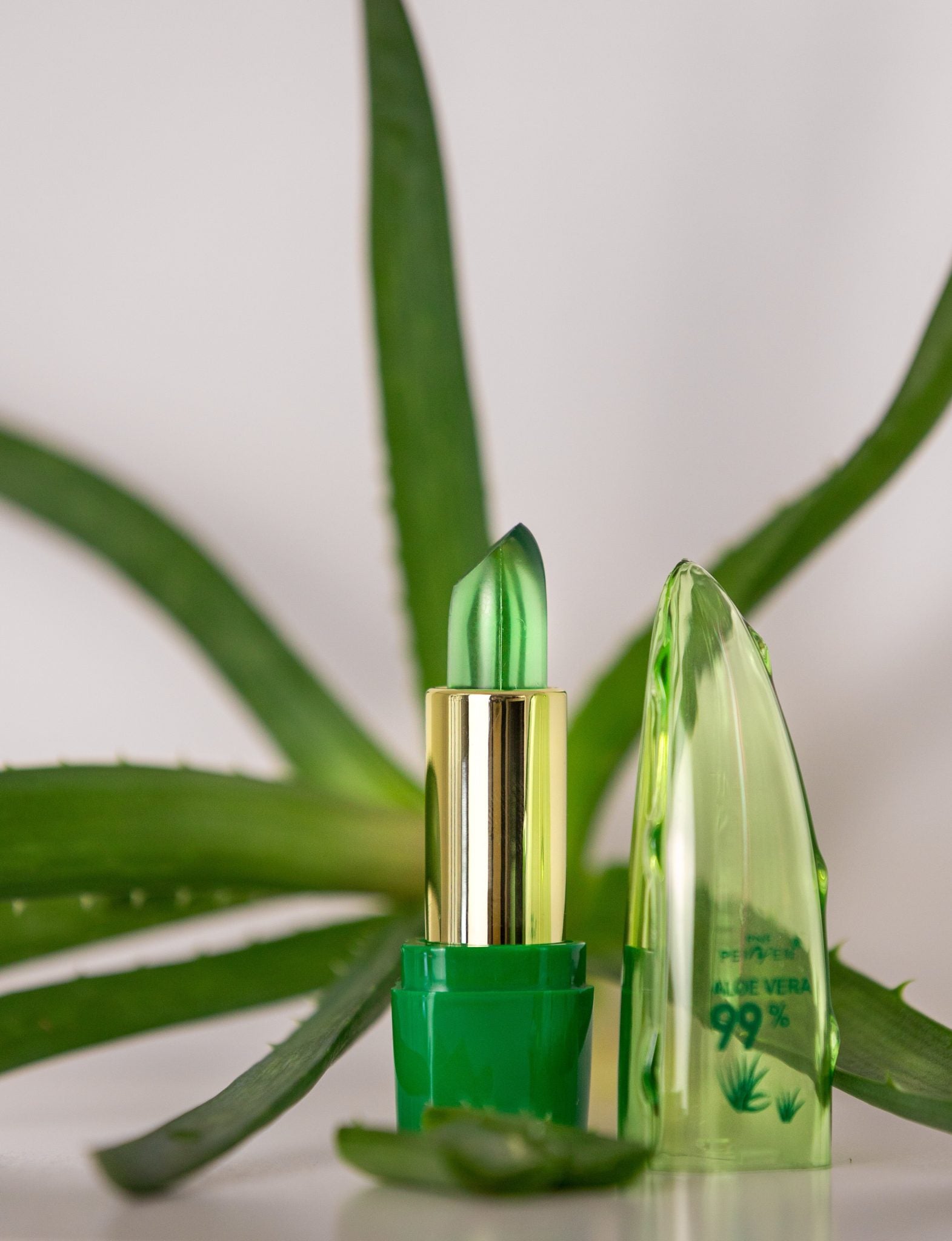 Ruj cu Aloe Vera care isi schimba culoarea – Inovario